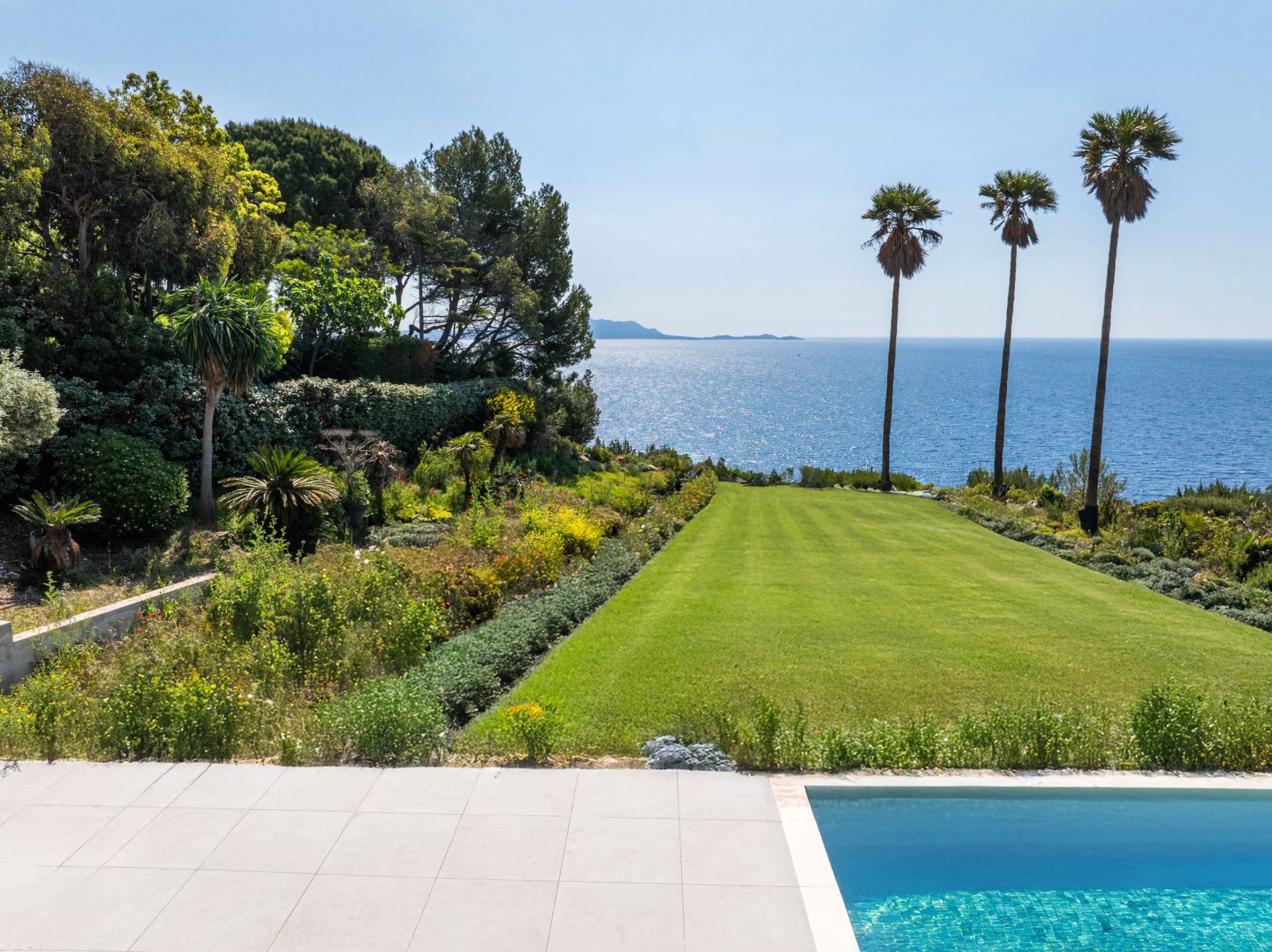 Vente Maison Saint-Cyr-sur-Mer 7 Pièces 333 m²